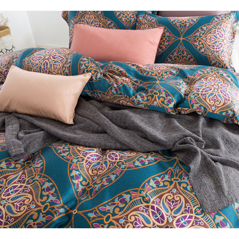Bungalow Rose Mangino Vibrant Bohemian Chic Paisley Damask Medallion